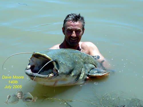 The Biggest and Best Fishing Photographs :: Catfish 100lb to 150lb :: 74_G