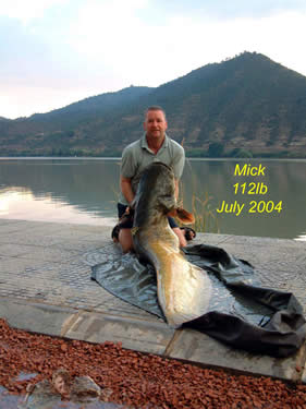 The Biggest and Best Fishing Photographs :: Catfish 100lb to 150lb :: 82_G